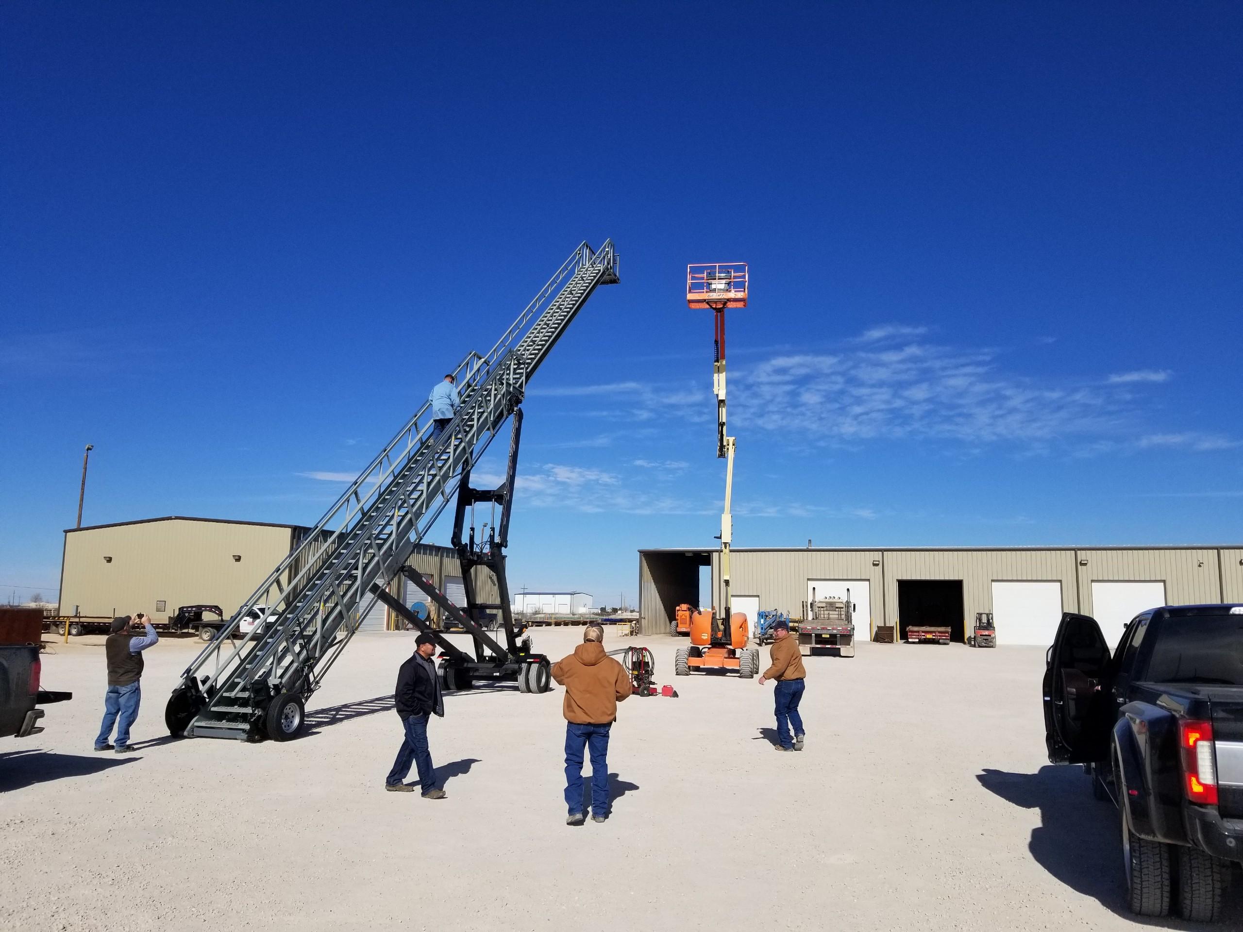 Mobile Stair-Tower Gallery | Freedom Manufacturing